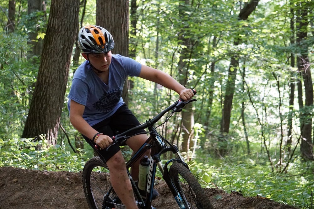 Pro Tips for Better Body Position When Mountain Biking